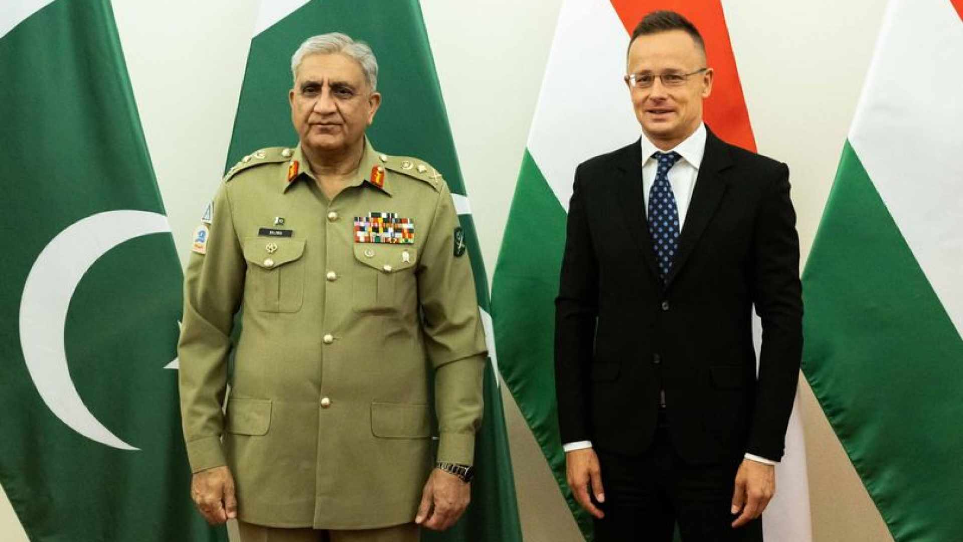 About Hungary - Foreign Minister holds talks with chief of staff of ...