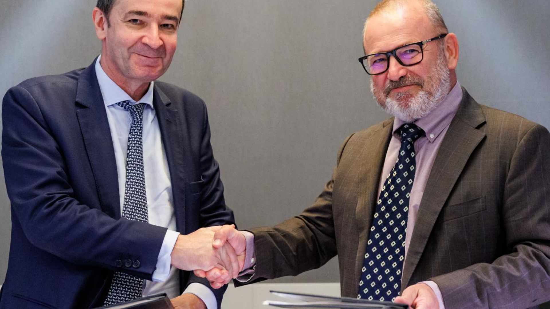 About Hungary - Energy Minister signs MoU with Framatone to expand ...