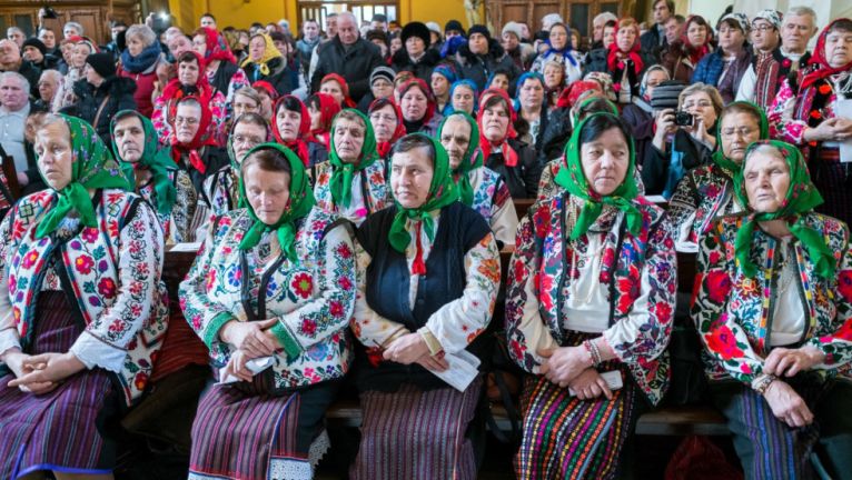 About Hungary - Hungarian Csángó people living in Romania allowed to ...