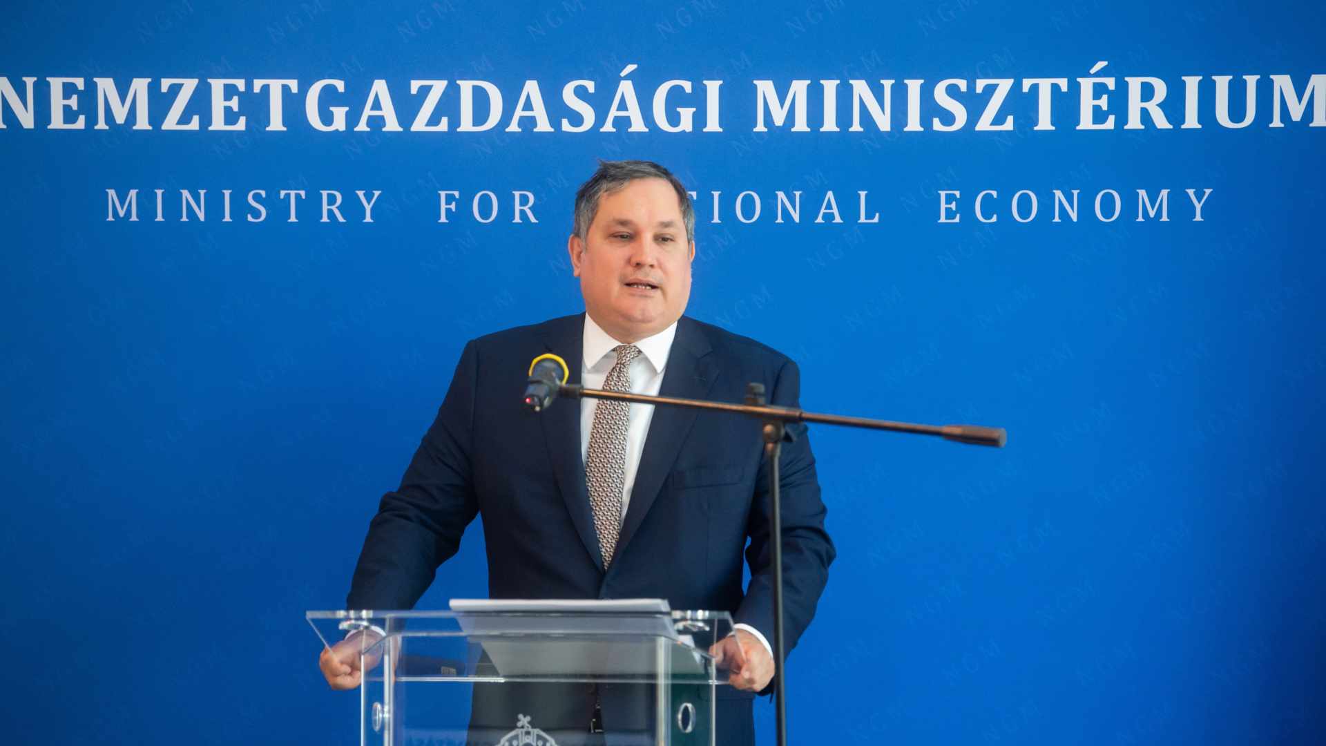 About Hungary - Nagy: Government expects the economy to grow by 2-3% ...